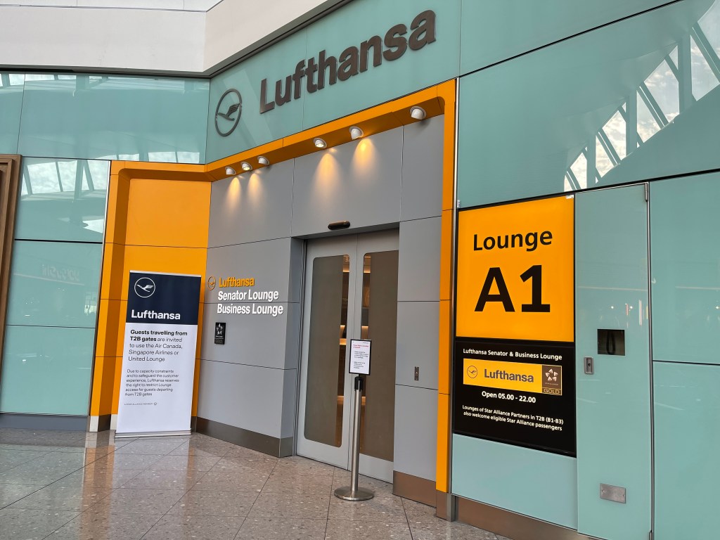 Review: Lufthansa Senator Lounge London Heathrow LHR - The Aircraft King