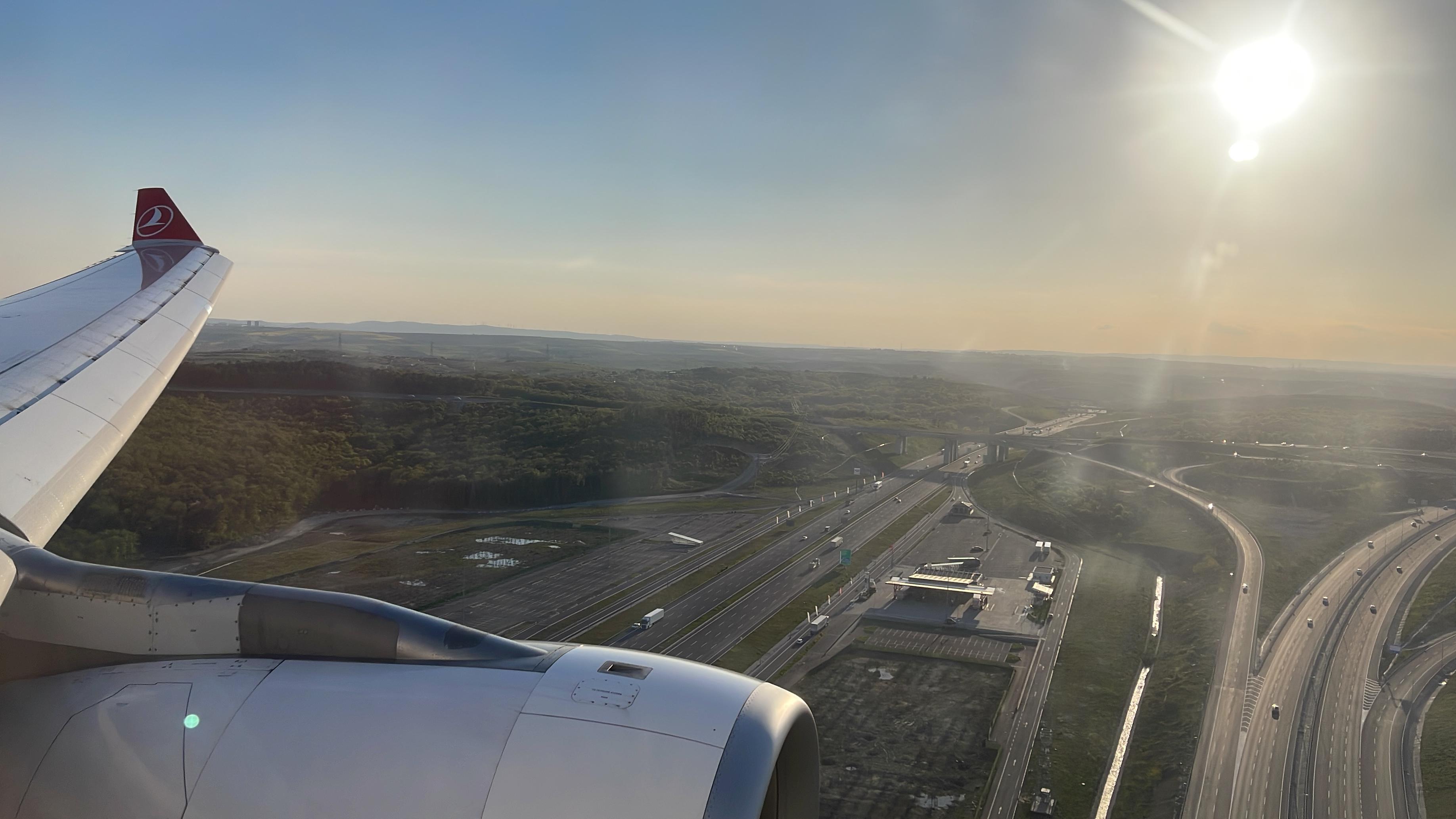 20230429_155115347_iOS - The Aircraft King